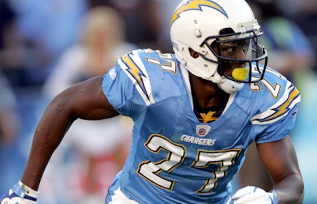 Former Chargers Defensive Back Paul Oliver Dead After Committing ...