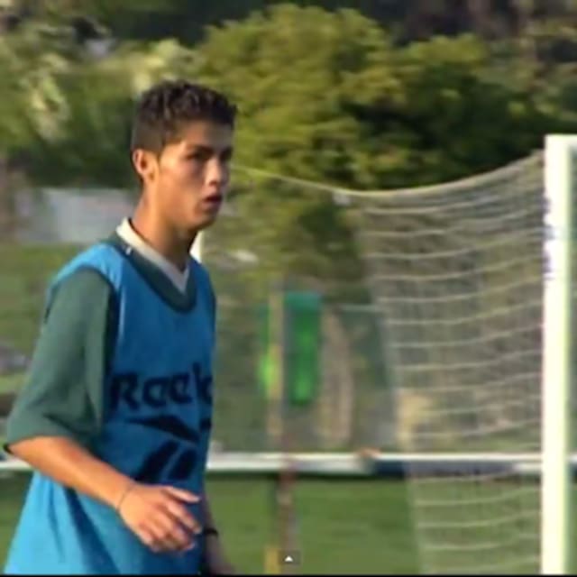 Watch This Rare Footage of a 16 Year-Old Cristiano Ronaldo Chilling ...