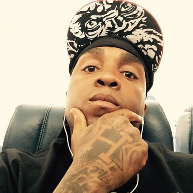 Watch Mike Jones Rap A Jingle In A Locksmith Ad | Complex