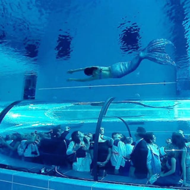 This Is the World's Deepest Swimming Pool | Complex