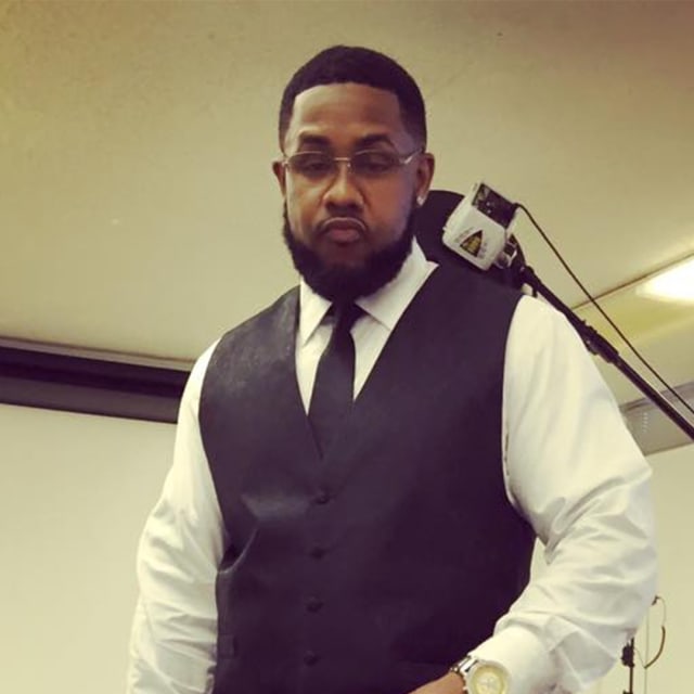 Police Arrest The Man Who Posted The Shooting Of Alton Sterling Complex