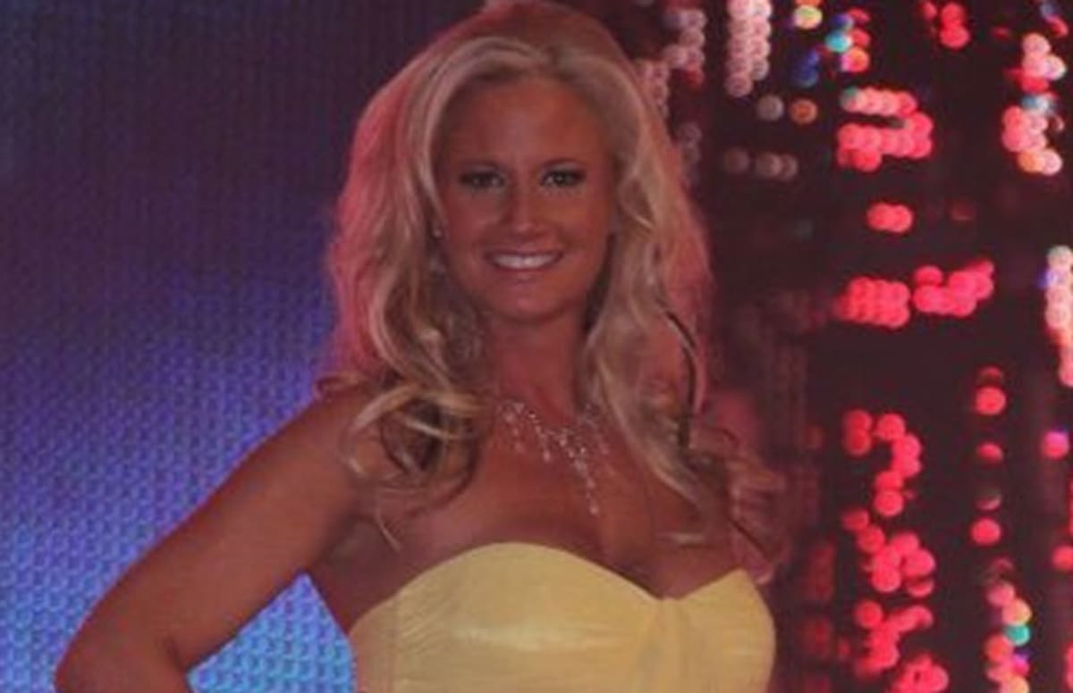 Former WWE Superstar Sunny Checks Into Rehab | Complex