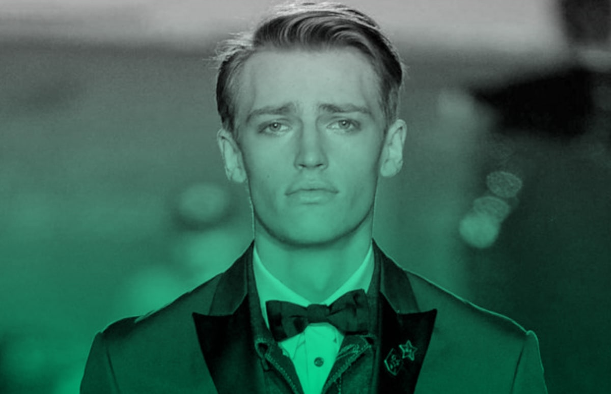 10 Signs You re Trying Too Hard To Be Stylish Complex 10-signs-you-re-trying-too-hard-to-be-stylish-complex