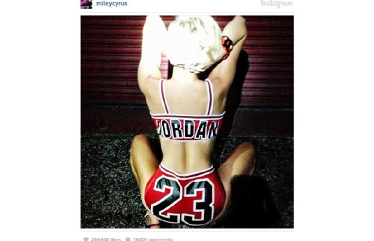 Miley Cyrus Turns A Chicago Bulls Jordan Jersey Into A Two Piece Complex