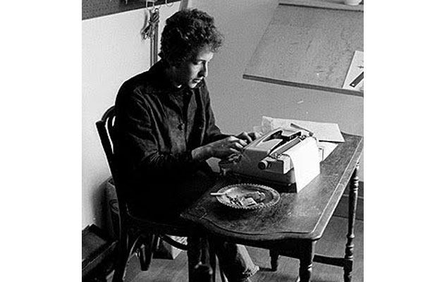 Gallery Famous Writers At Their Typewriters Complex gallery-famous-writers-at-their-typewriters-complex