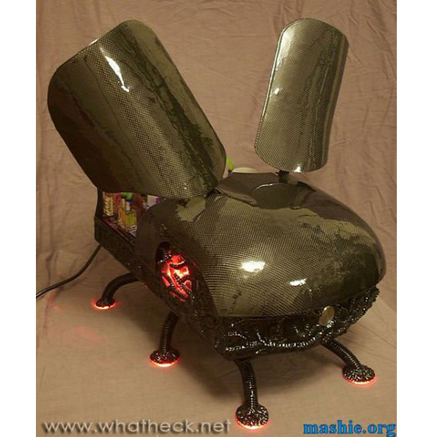 20 Ridiculous Custom Computer Cases | Complex