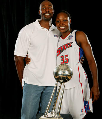 The Time(s) He Neglected His Children - Karl Malone’s 10 Most Jackass ...