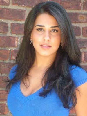 Parisa Saharkhiz Manoto Saharkhiz Facebook, Instagram & Twitter On