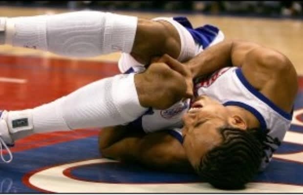 Shaun Livingston - The Most Gruesome Sports-Injury Photos of All Time ...