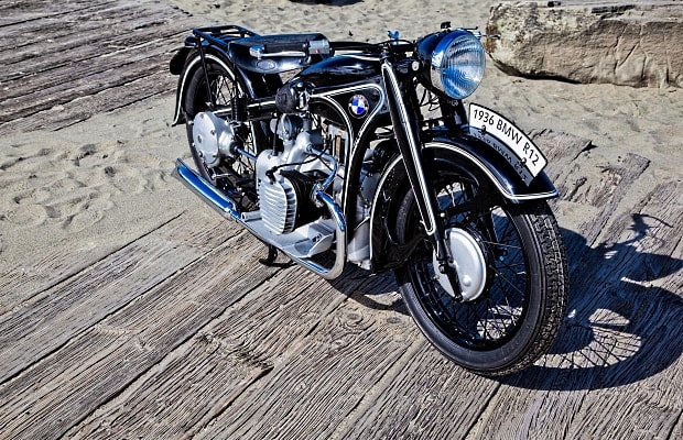 R12 - The 25 Best BMW Motorcycles Of All Time | Complex