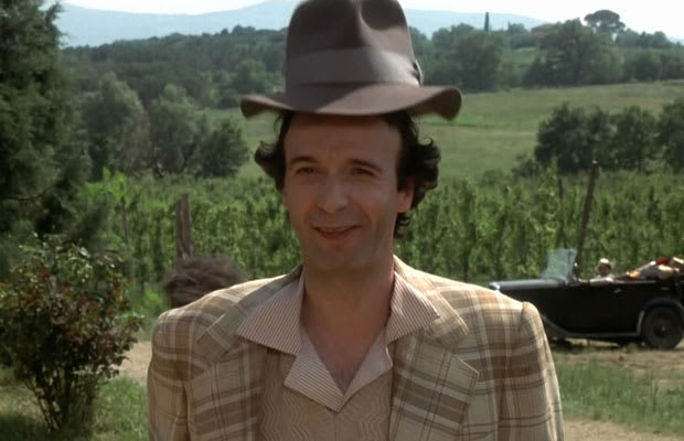 Roberto Benigni as Guido Orefice in "Life is Beautiful" - The 25 ...
