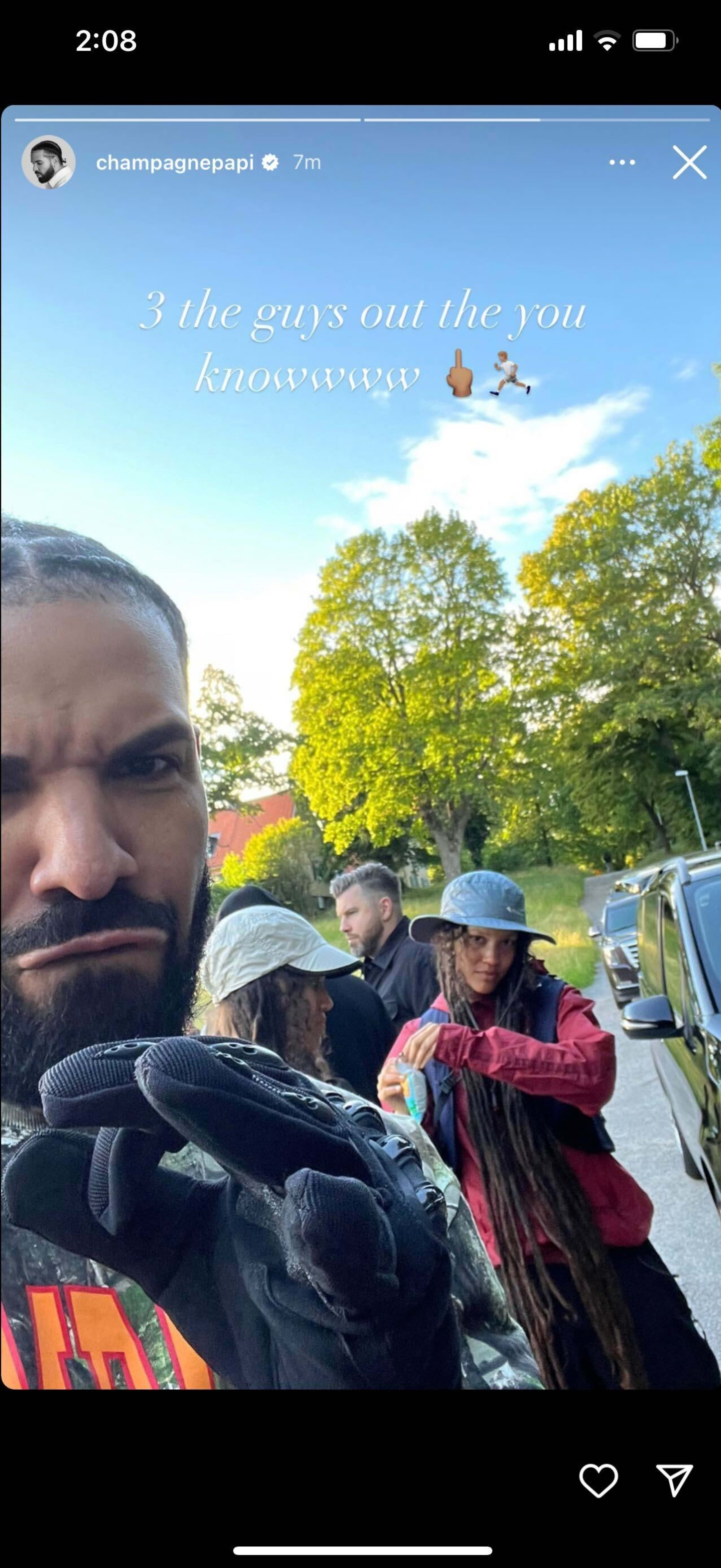 Drake’s Team Shuts Down Social Media Rumors of Weed Arrest in Sweden ...