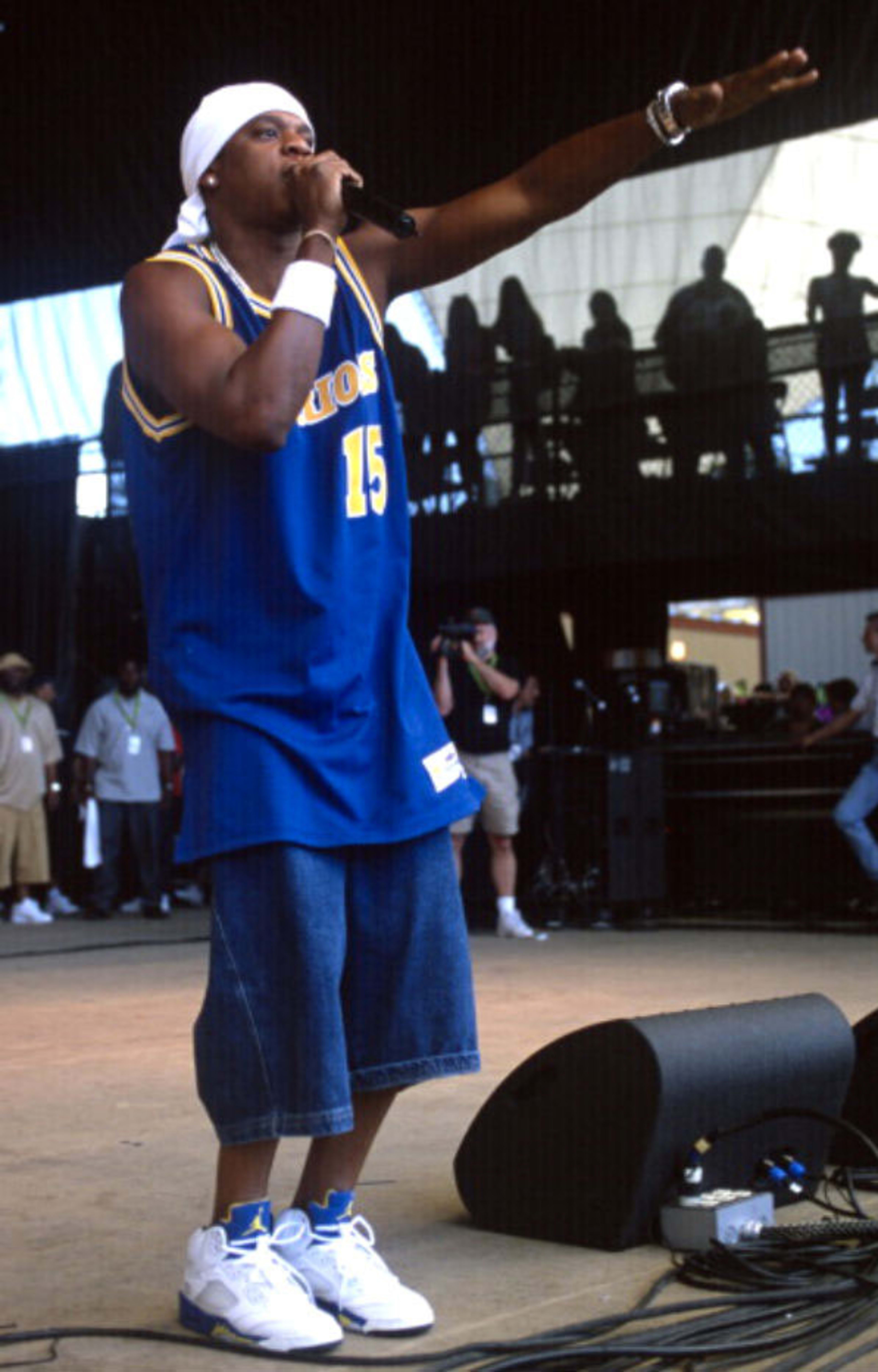 #SoleWatch Flashback: Jay-Z Wears 'Laney' Air Jordan 5