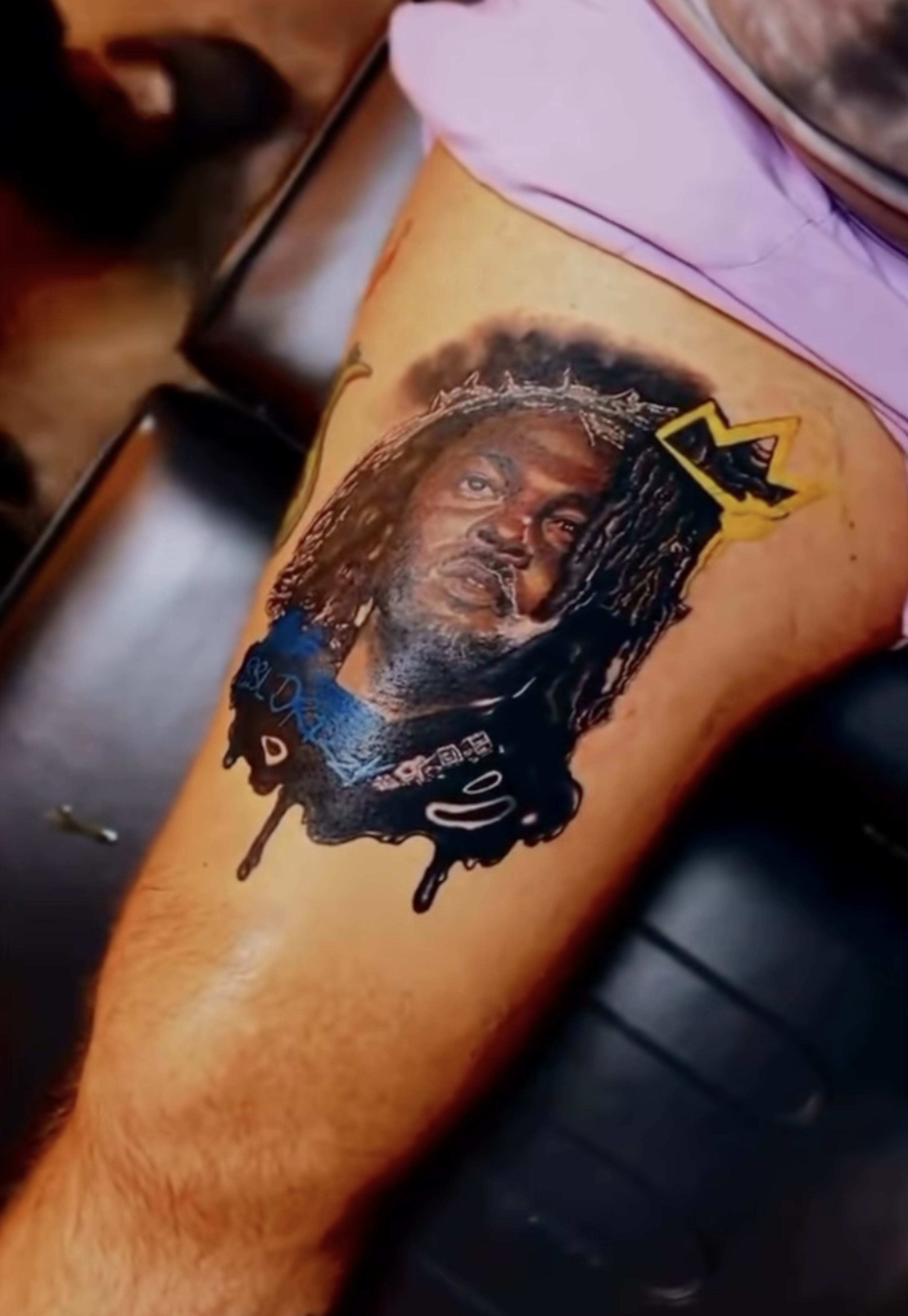 Drake Fan Covers Tattoo With Kendrick Lamar Portrait Plus 'BBL Drizzy ...