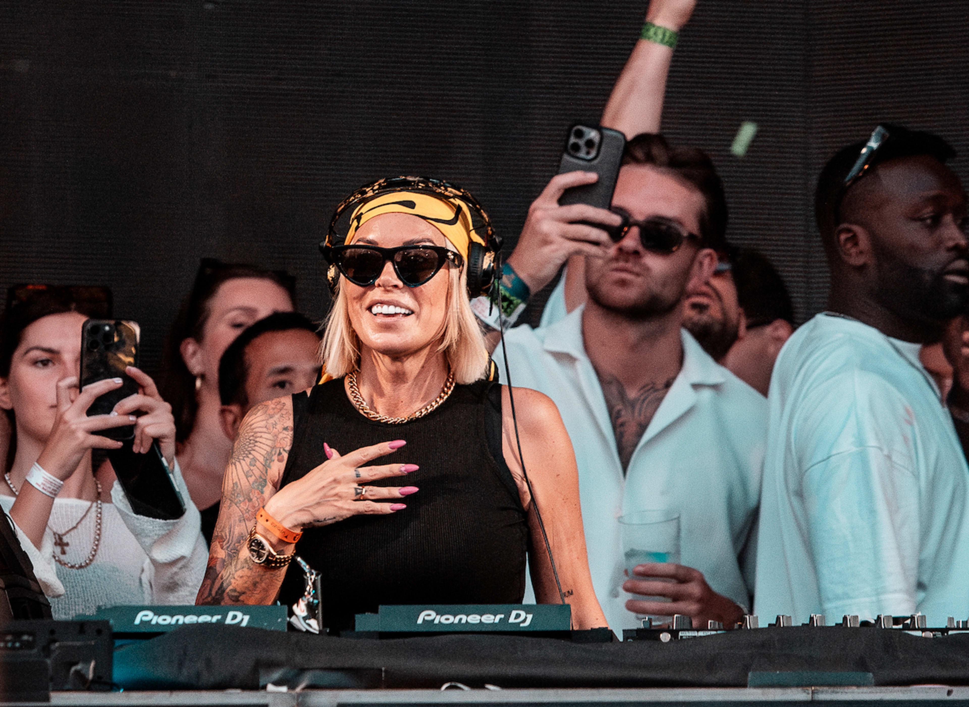 Rave Champion Sam Divine Talks Smiley Collaboration, Career Highs & The ...