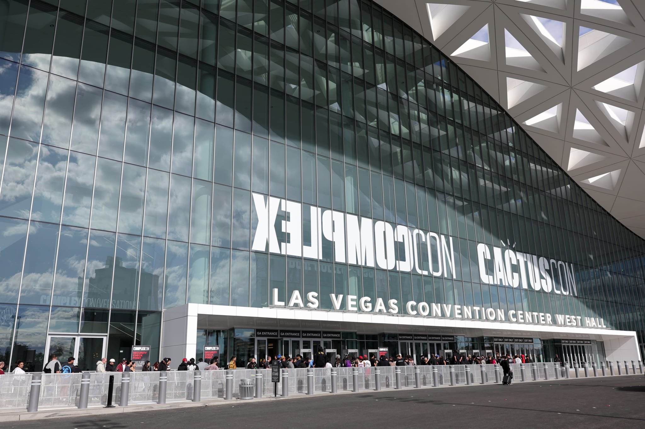 ComplexCon 2024 Las Vegas Day 1 Recap: What Happened