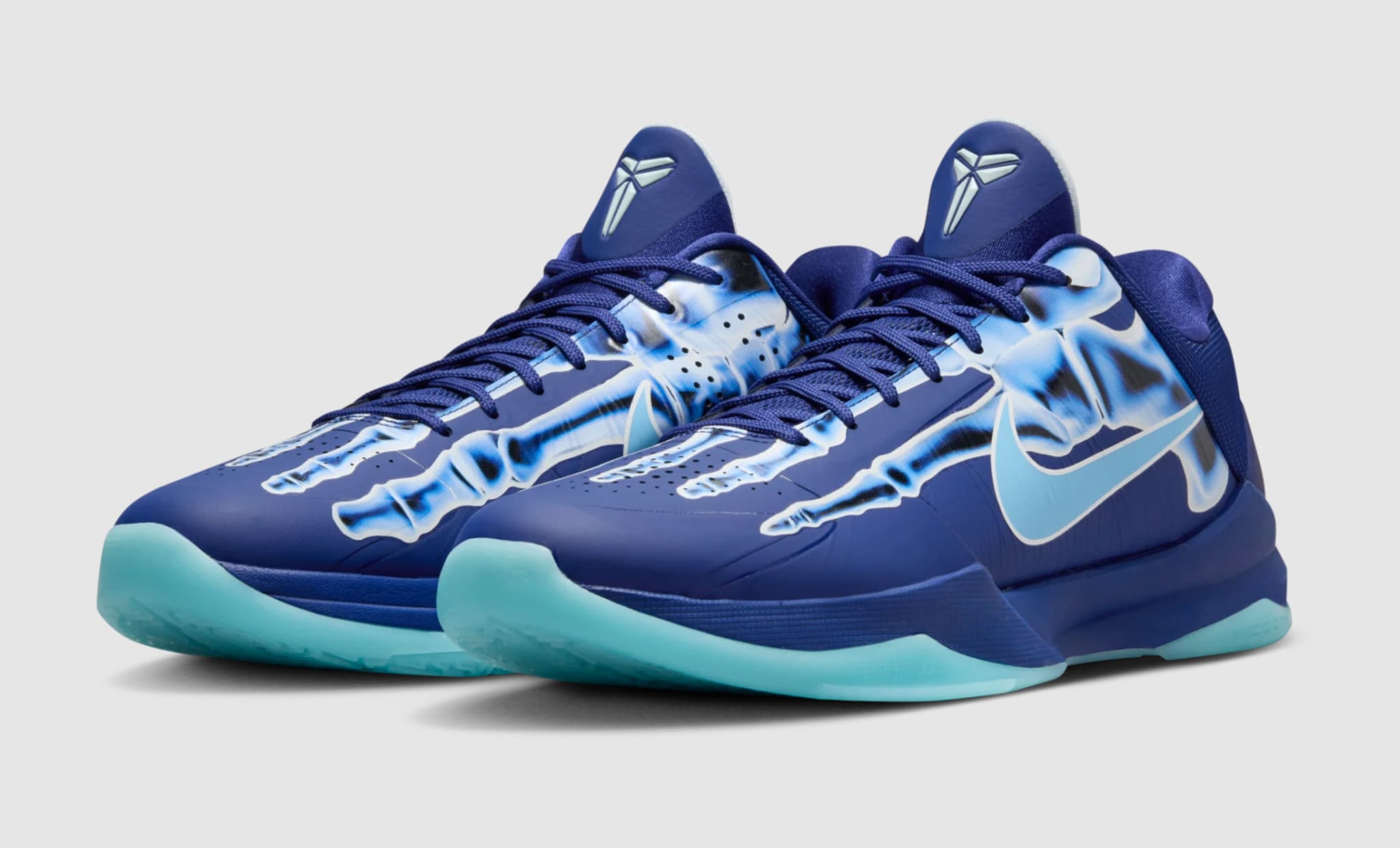 A Complete Guide to This Weekend's Sneaker Releases