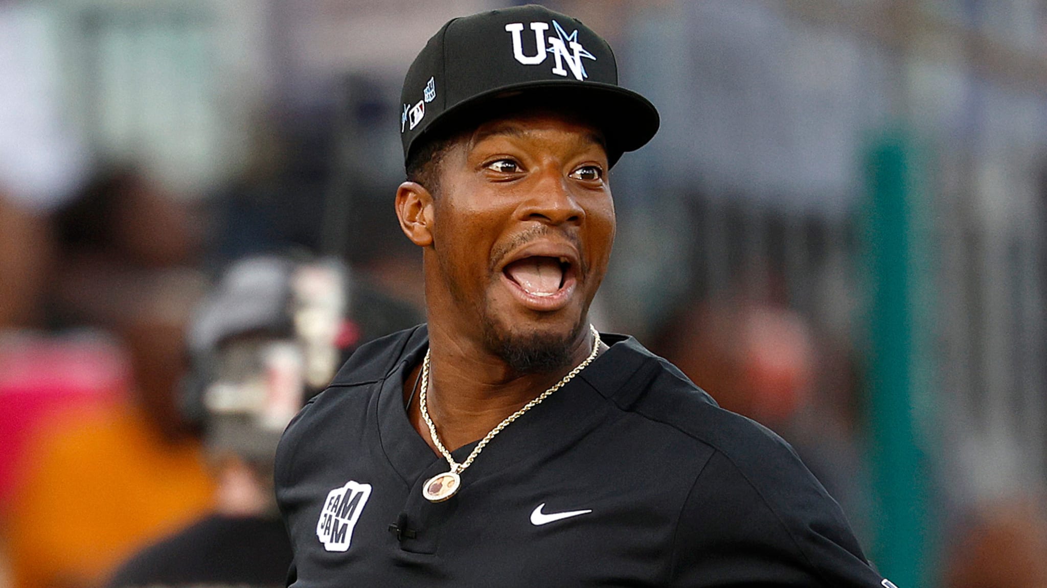 Jameis Winston's Passionate Speech Defending Deshaun Wats...