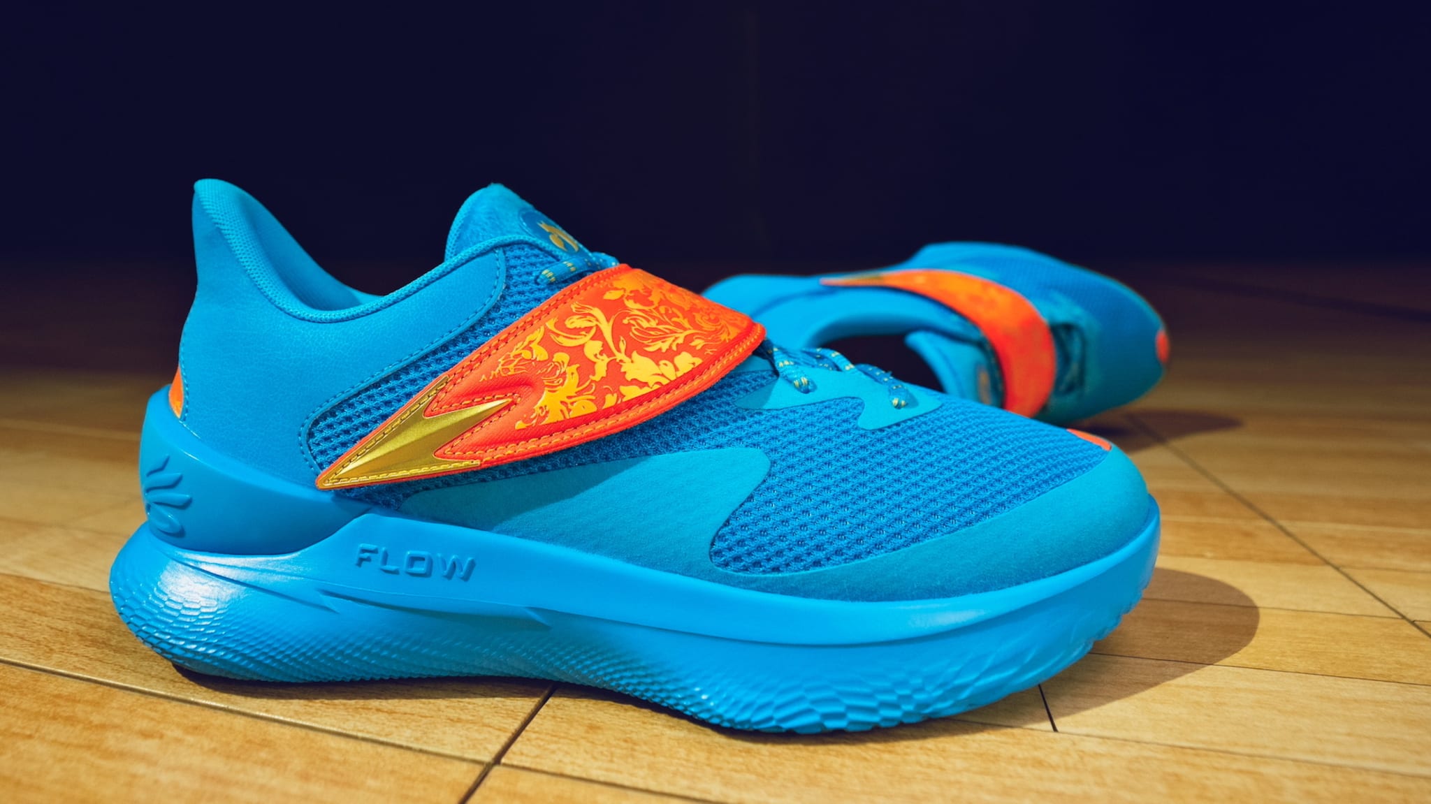 De'Aaron Fox Curry Fox 1 Signature Basketball Sneaker Rev...