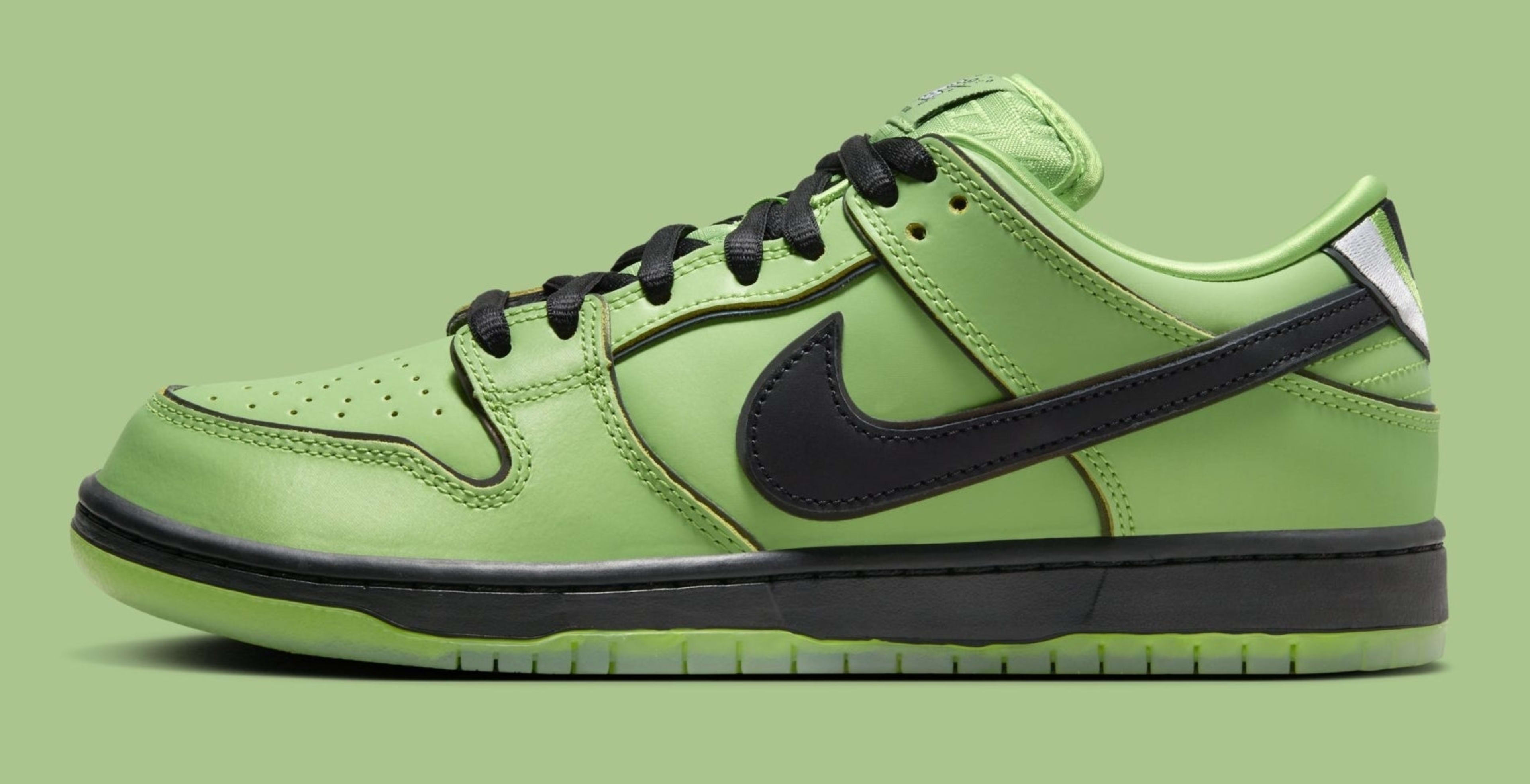 Official Look at the 'Powerpuff Girls' x Nike SB Dunks