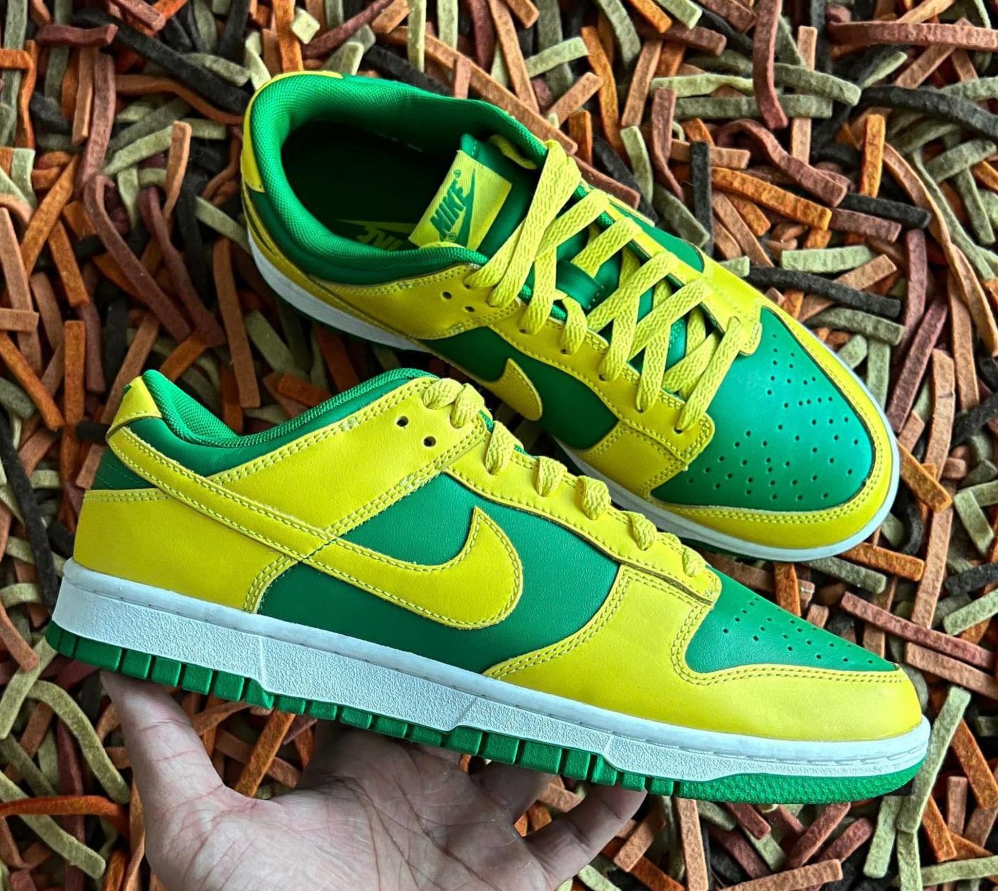 First Look at the 'Reverse Brazil' Nike Dunk