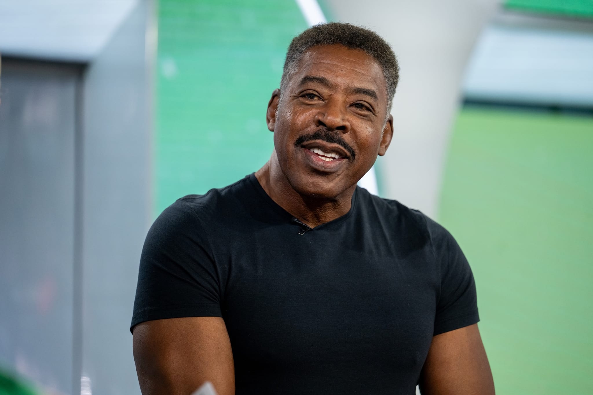 Ernie Hudson Says He Avoided Drug-Fueled Hollywood Partie...