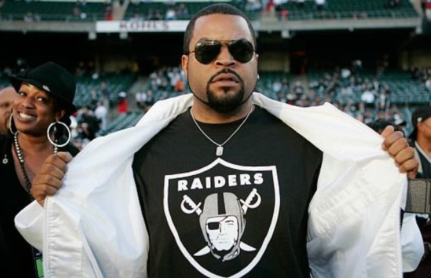 Ice Cube Talks About the Death of Raiders Owner Al Davis | Complex