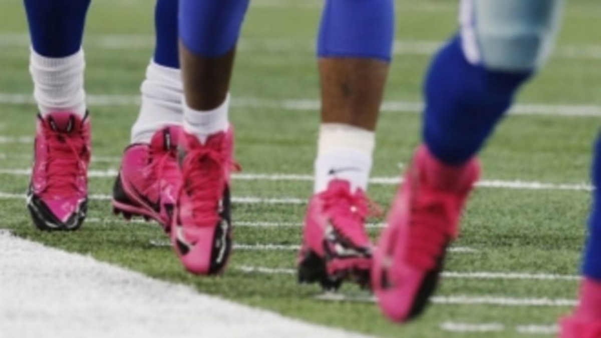 NFL Watch // Breast Cancer Awareness 2013