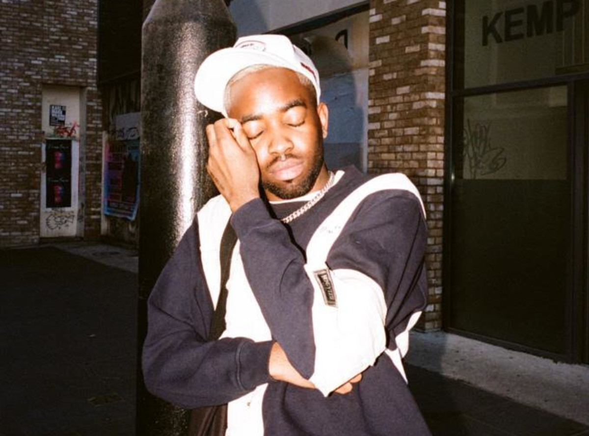 Premiere: Newcomer Len Can’t Let Go On UK Rave-Inspired “Solace ...