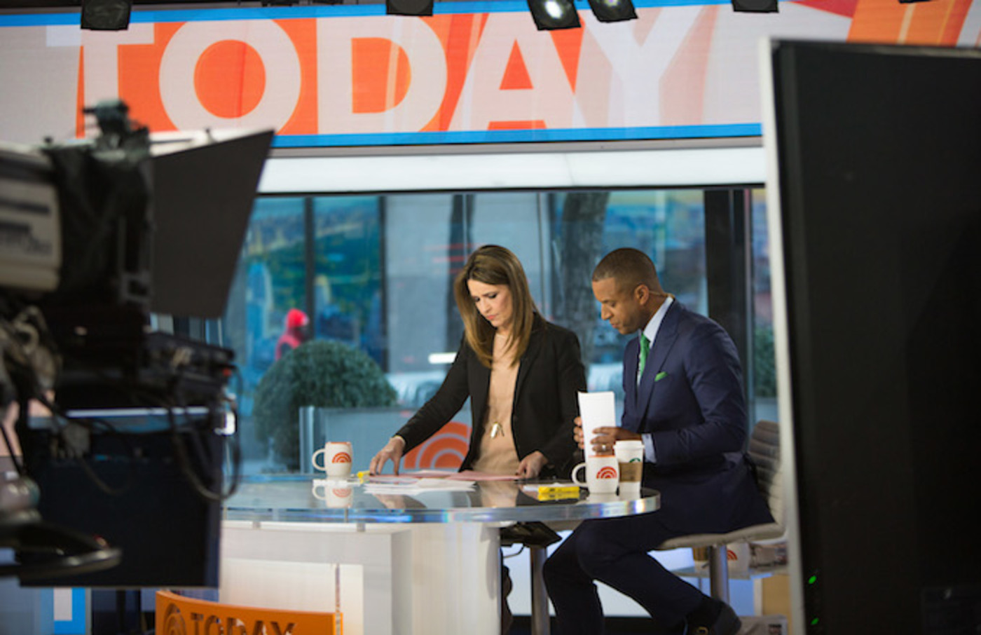 Sinclair Anchors Caught Reading The Same Anti-Media Script Across ...