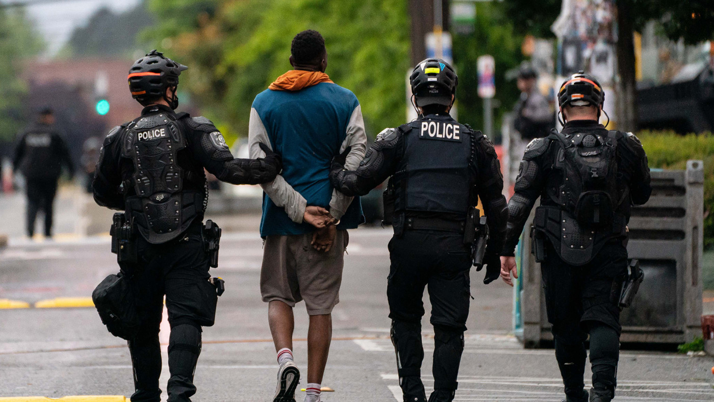 Seattle Police Clear City’s ‘Capitol Hill Autonomous Zone’ | Complex