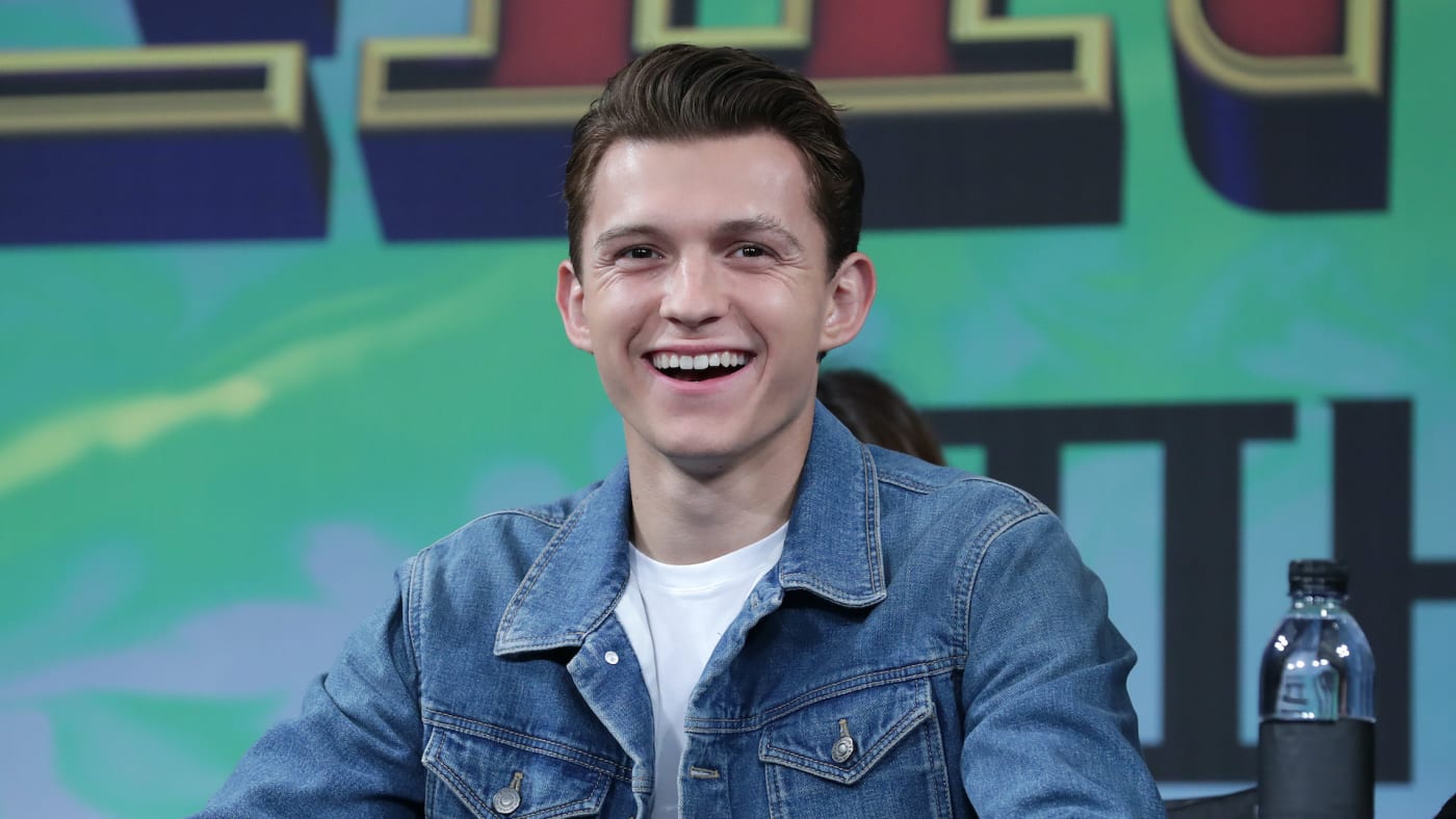 Tom Holland Says Tobey Maguire And Andrew Garfield Arent In ‘spider