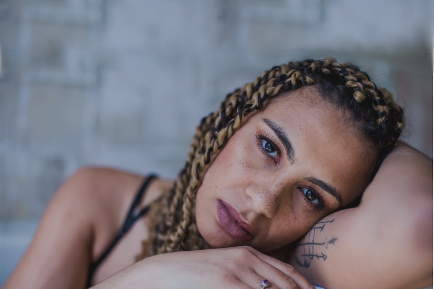 Premiere: RAHH Treads The Line Between Passion And Obsession On Sultry ...