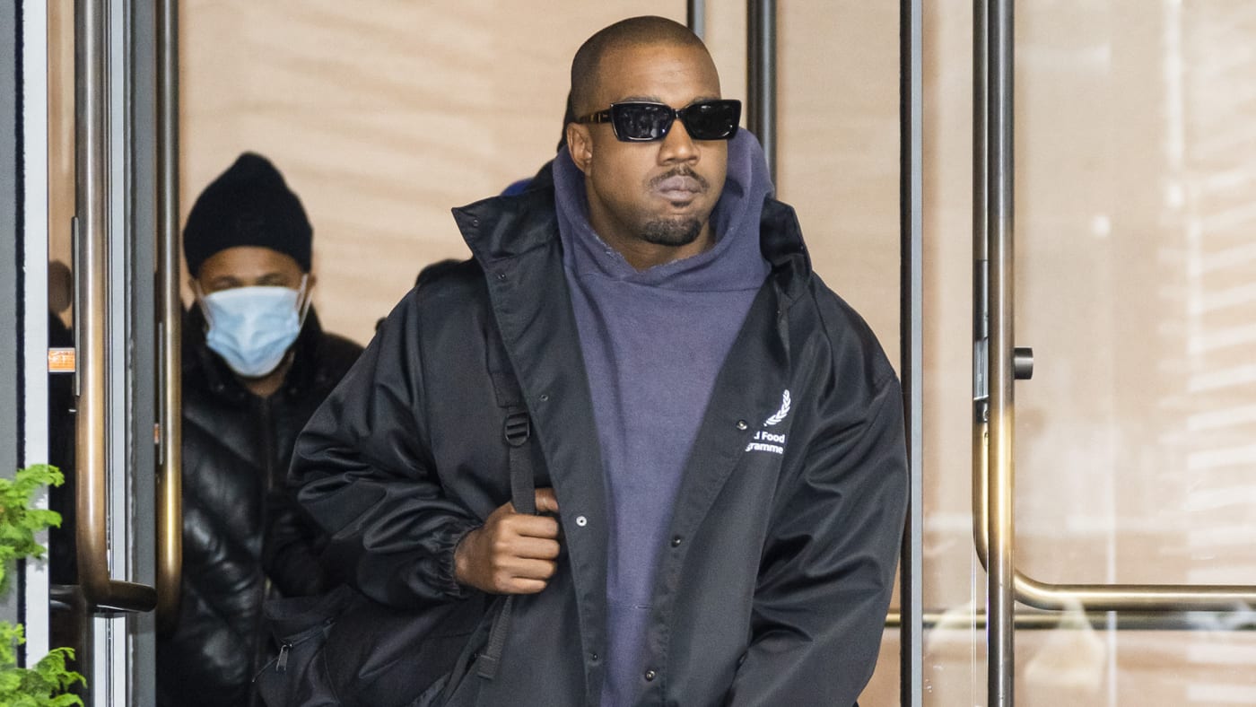 Watch Kanye West Encourage an Aspiring Rapper to Freestyle in New York ...