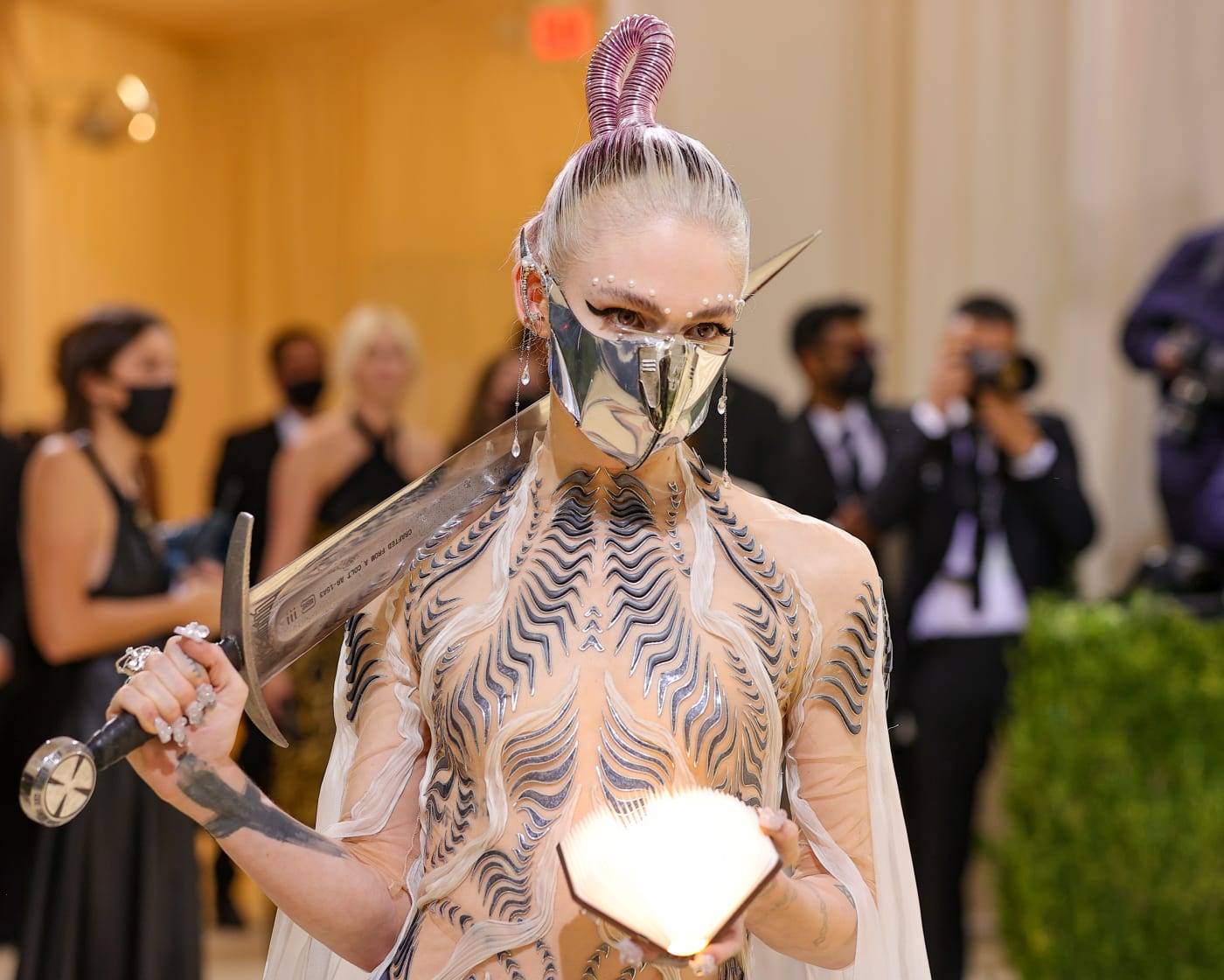 Grimes and Elon Musk Change Their 1-Year-Old Daughter’s Name To “Y ...