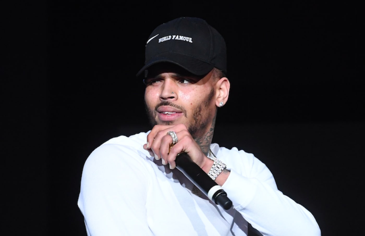 Chris Brown Responds to Offset Calling Him Out Over 21 Savage Meme ...