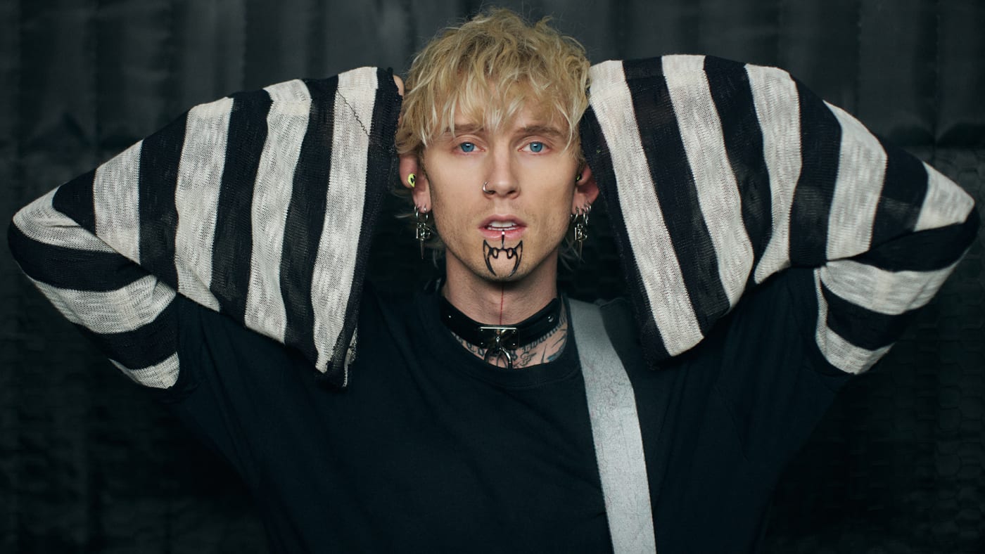 MGK Reveals ‘Mainstream Sellout’ Tracklist and Guests | Complex