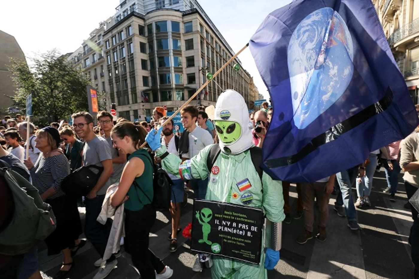 Harvard Researchers Speculate About Possible Alien Probe | Complex