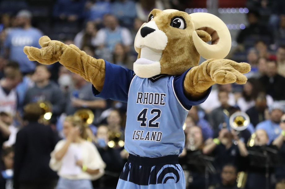 Ranking the 2018 NCAA Tournament Jerseys From 68 to 1 | Complex