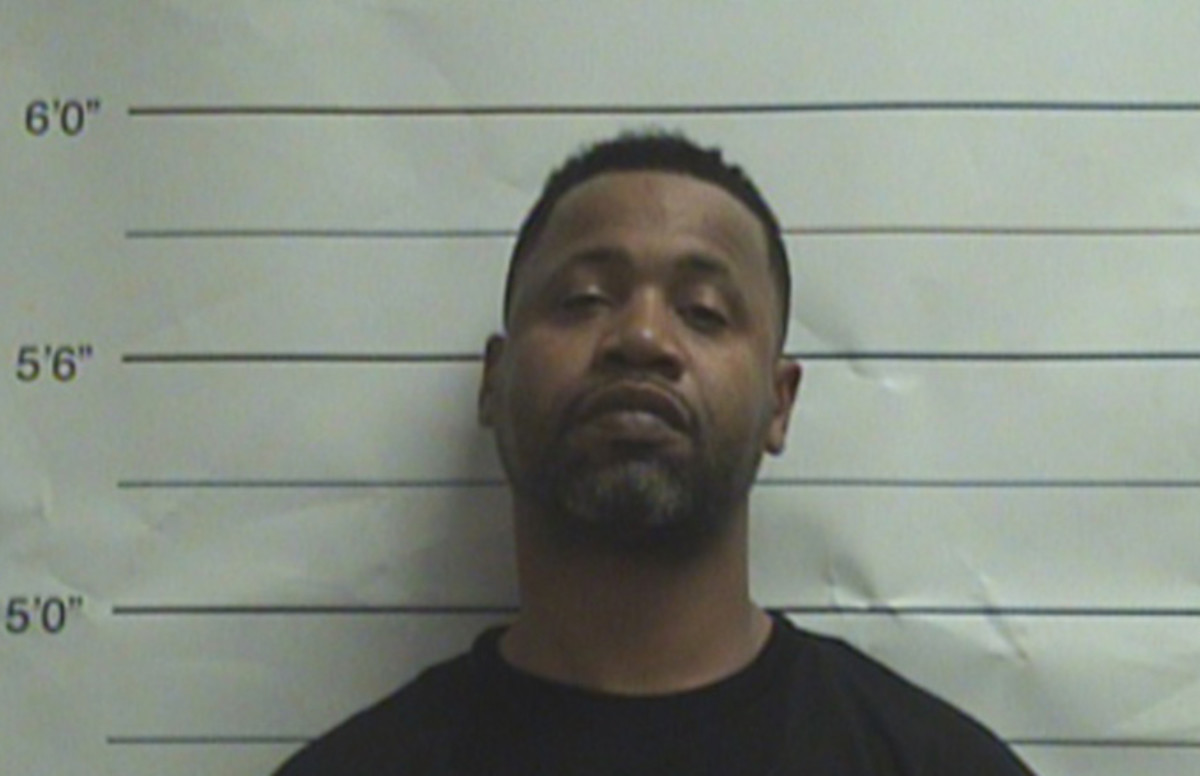 Juvenile Reportedly Jailed Over Owing $150,000 in Child Support | Complex