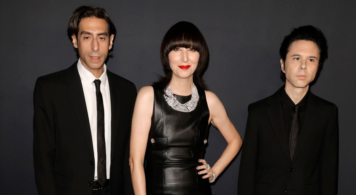 Yeah Yeah Yeahs Cancel ‘SNL’ performance Due to Nick Zinner’s Health ...