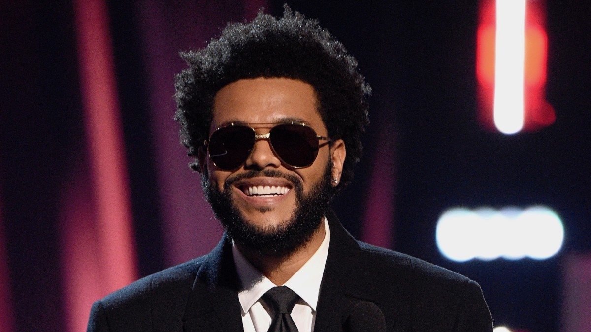 The Weeknd Stunts With 6-Figure Audemars Piguet ‘Black Panther’ Watch ...