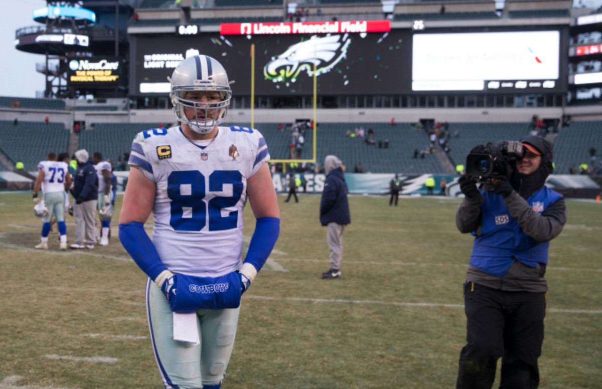 Dallas Cowboys Fans React to Jason Witten’s Surprise Return | Complex