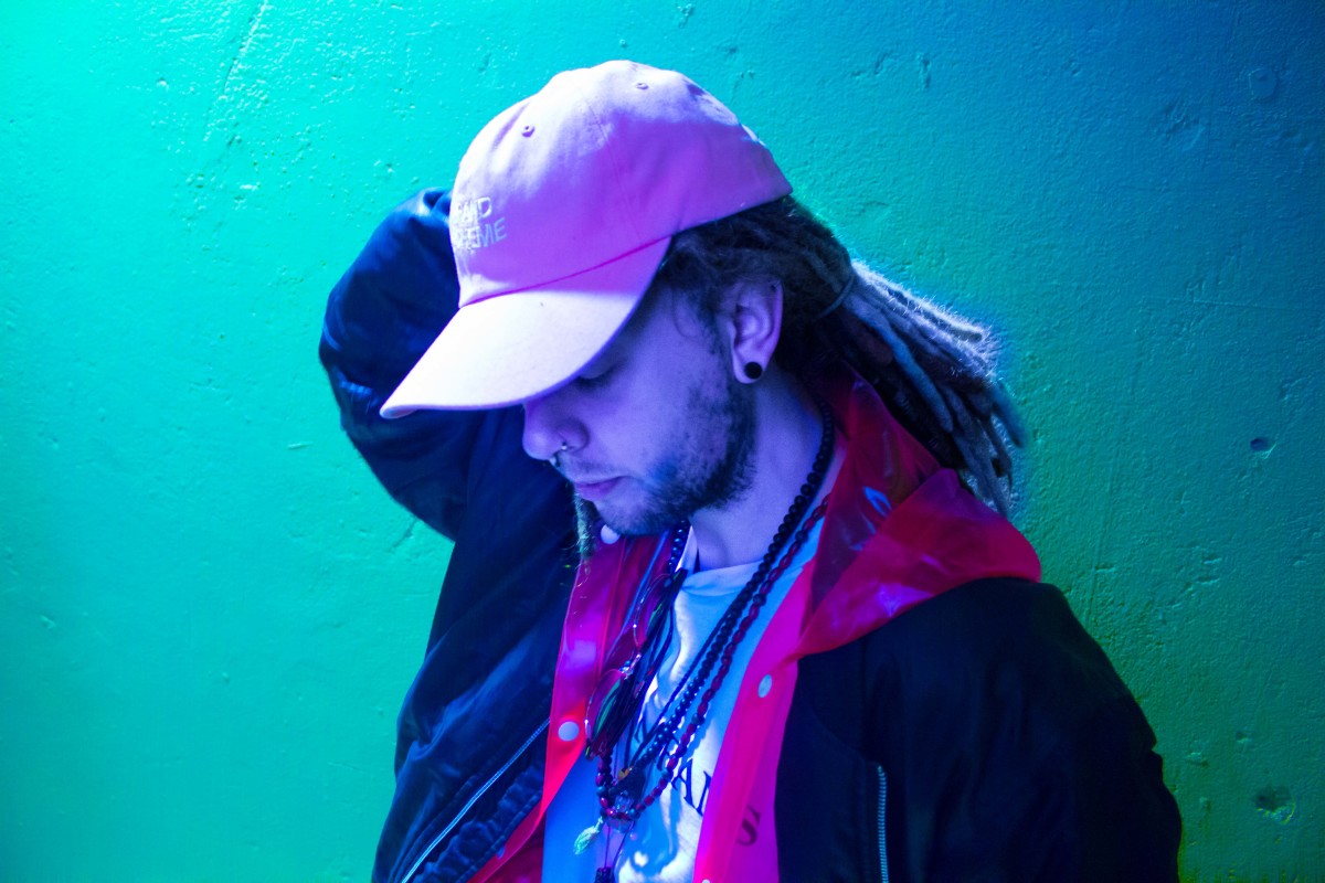 Video Premiere: Juñor Takes It To The Tarmac In Sky-High Visuals For ...