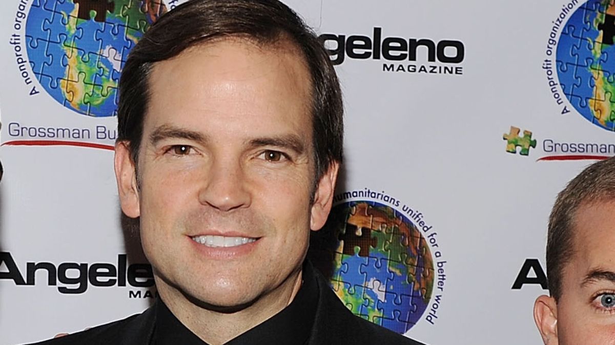 Billionaire Reportedly Had Spreadsheet Of 5 000 Women He Had Sex With