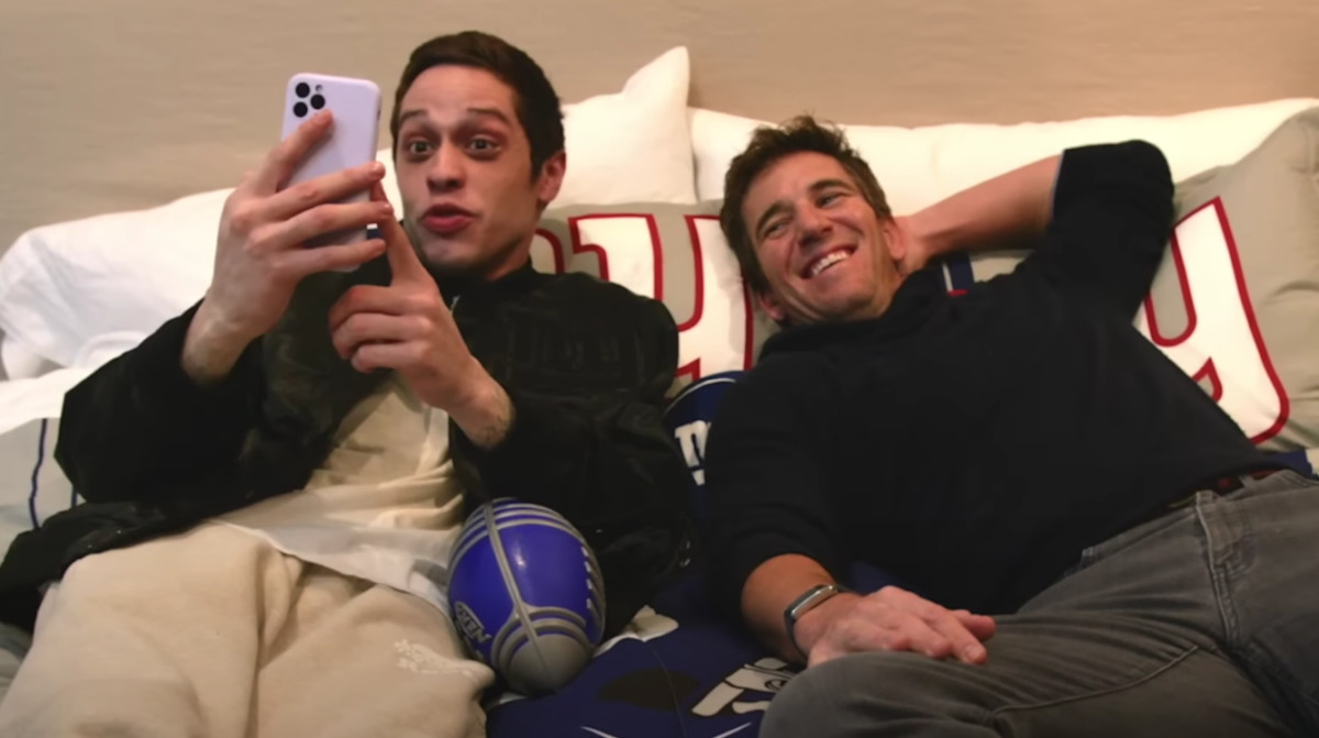 Pete Davidson & Eli Manning Create Joint Instagram Account | Complex Pete Davidson & Eli Manning Create Joint Instagram Account | Complex