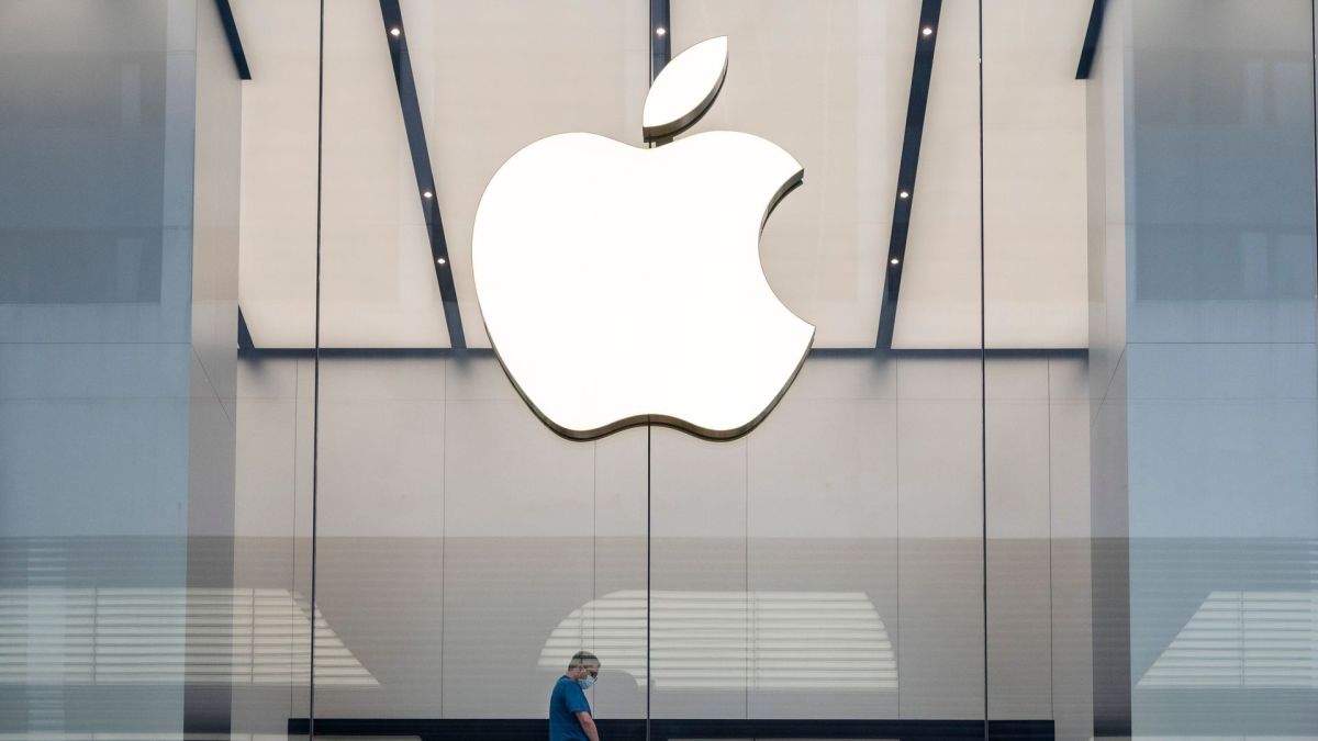 Apple Issues Emergency Updates Amid Spyware Concerns | Complex Apple Issues Emergency Updates Amid Spyware Concerns | Complex