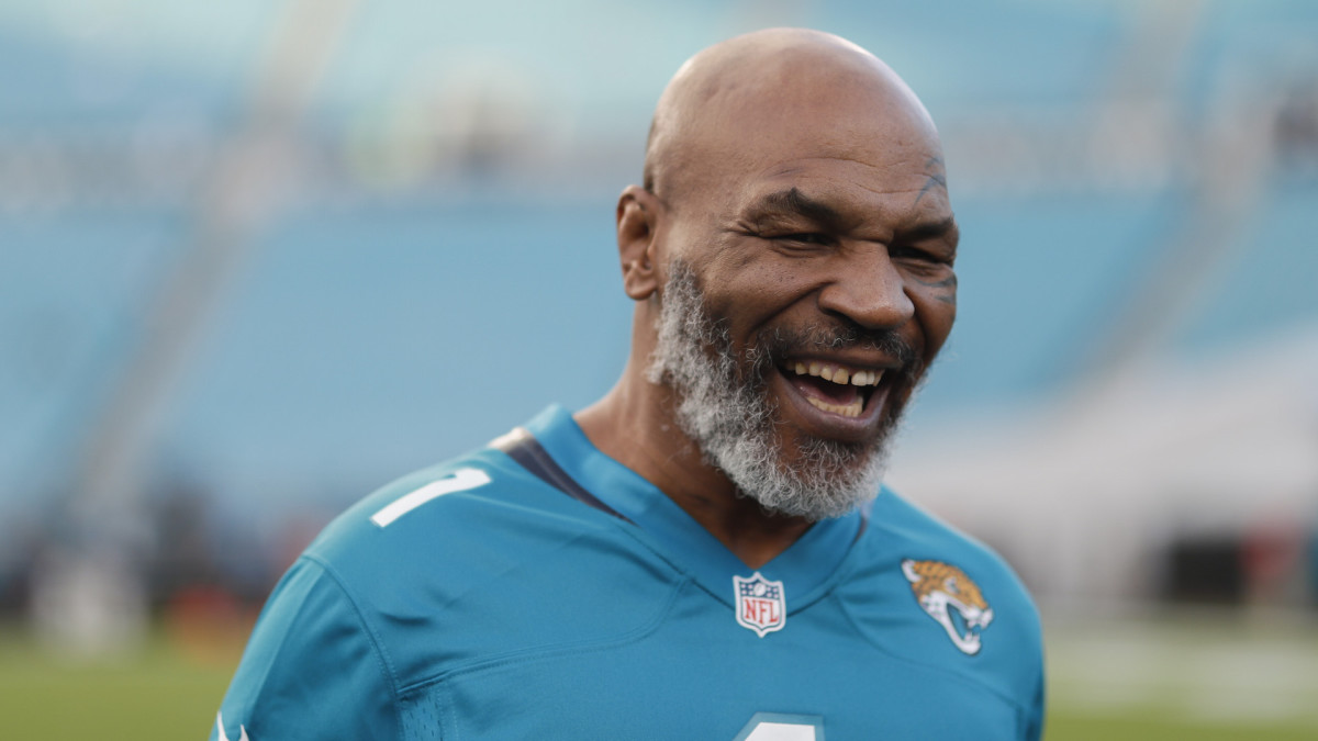 Mike Tyson Will Fight Great White Shark for Discovery’s ‘Shark Week ... Mike Tyson Will Fight Great White Shark for Discovery’s ‘Shark Week ...