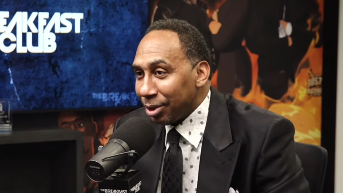 Stephen A. Smith Once Again Clarifies Rihanna and Beyoncé Comparison ... Stephen A. Smith Once Again Clarifies Rihanna and Beyoncé Comparison ...