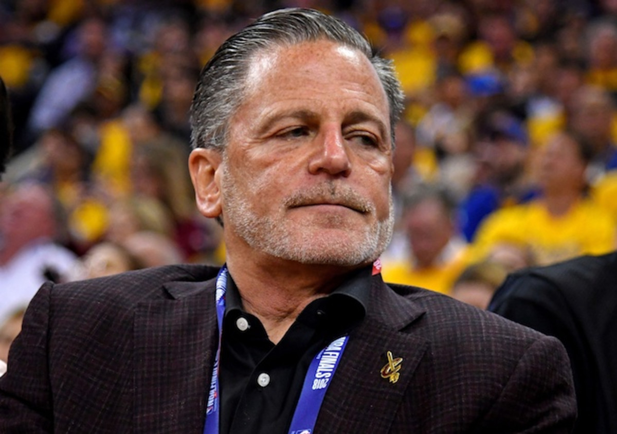 Cavs Owner Dan Gilbert Shares LeBron Statement, Will Retire Jersey ... Cavs Owner Dan Gilbert Shares LeBron Statement, Will Retire Jersey ...